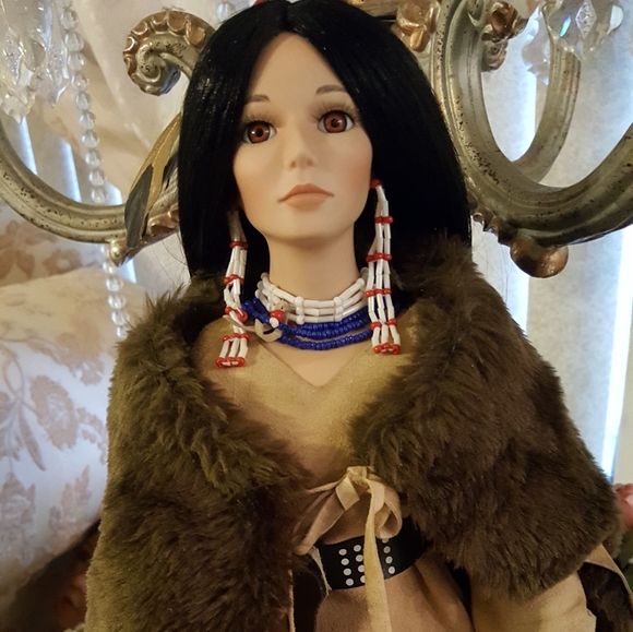 The Hamilton Collection | Other | Pine Leaf Native American Le ...